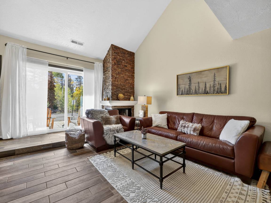 162 M² Condo ∙ 2 Bedrooms ∙ 8 Guests - Brian Head, UT