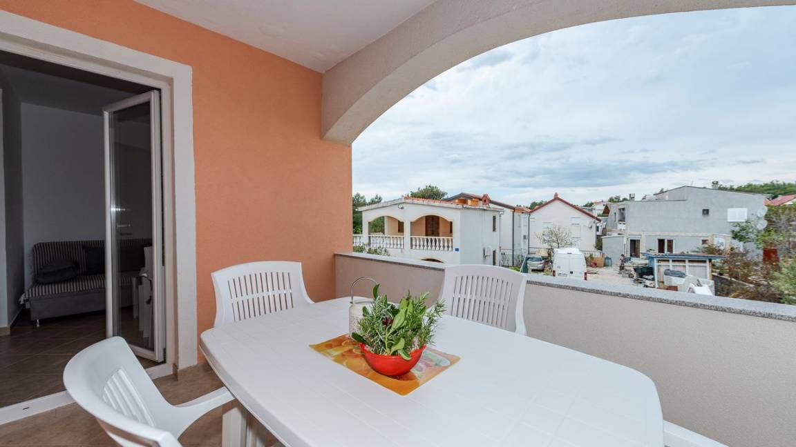 35 M² Apartamento ∙ 2 Habitaciones ∙ 4 Huéspedes - Vir