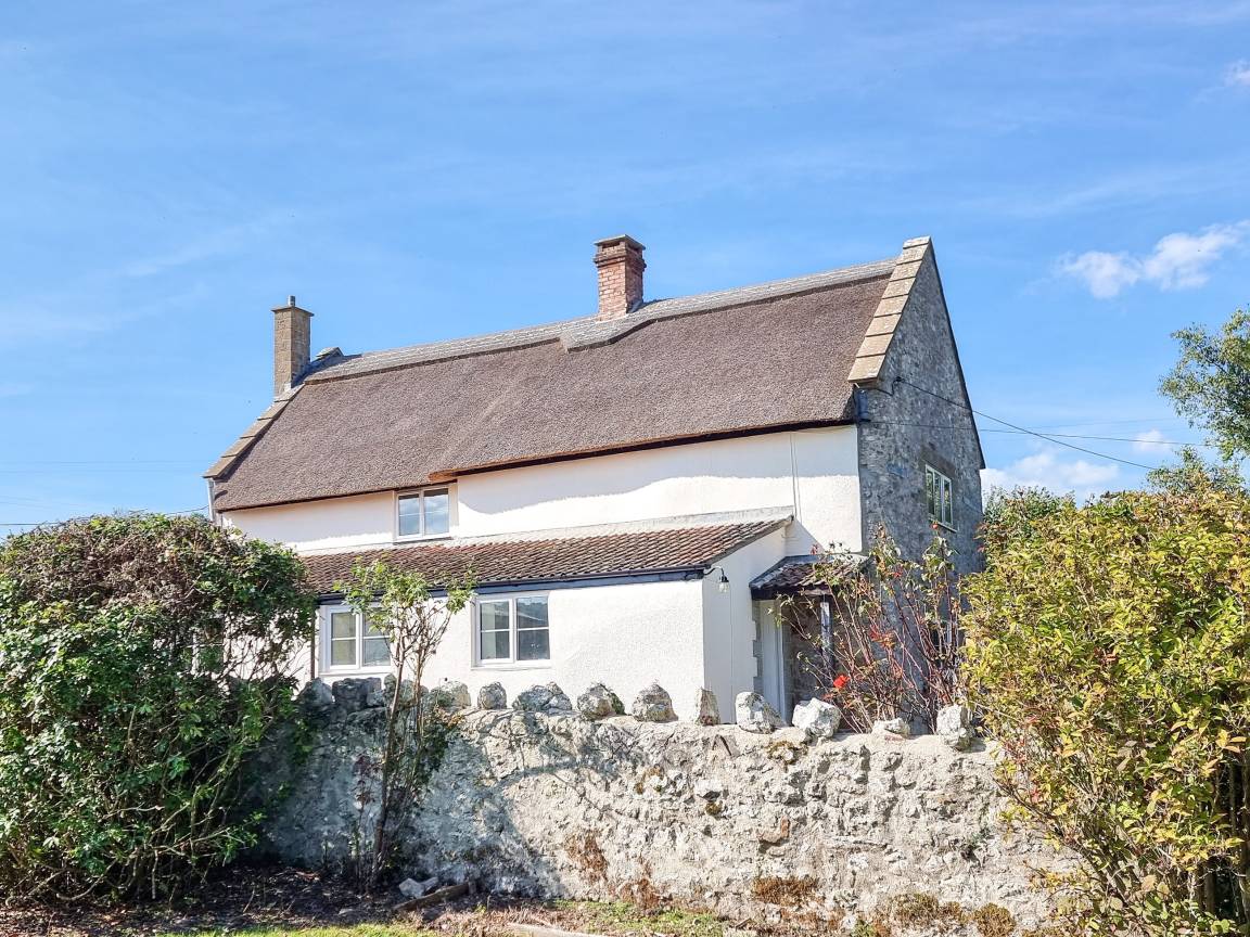 Cottage ∙ 3 Bedrooms ∙ 6 Guests - Dorset