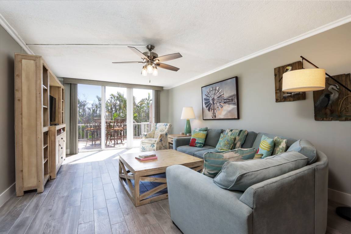 Condo ∙ 2 Bedrooms ∙ 6 Guests - Sanibel, FL