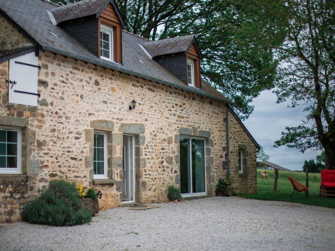 140 M² Cottage ∙ 4 Chambres ∙ 7 Personnes - Saint-Léonard-des-Bois