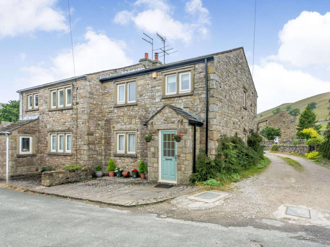 Cottage ∙ 2 Bedrooms ∙ 4 Guests - Grassington