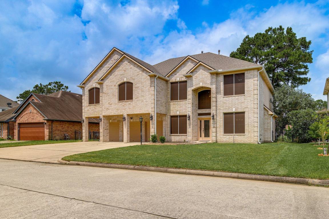 371 M² House ∙ 4 Bedrooms ∙ 8 Guests - Kingwood - Houston