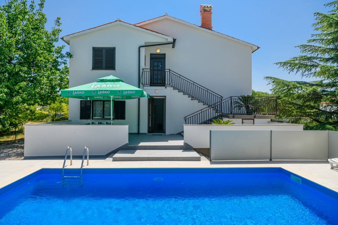 100 M² Apartment ∙ 2 Bedrooms ∙ 5 Guests - Labin