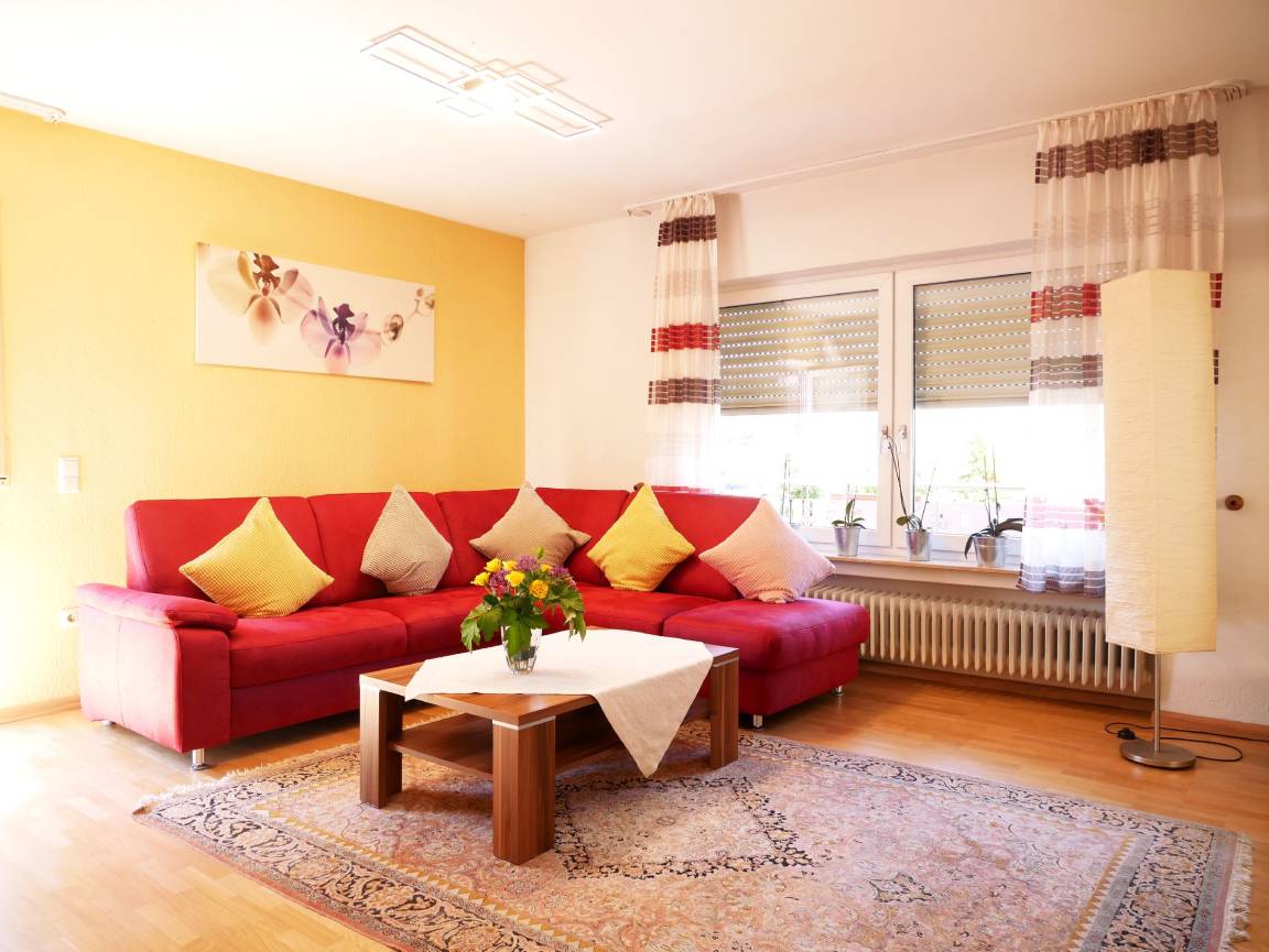 110 M² Ferienwohnung ∙ 3 Schlafzimmer ∙ 8 Gäste - Ettenheim