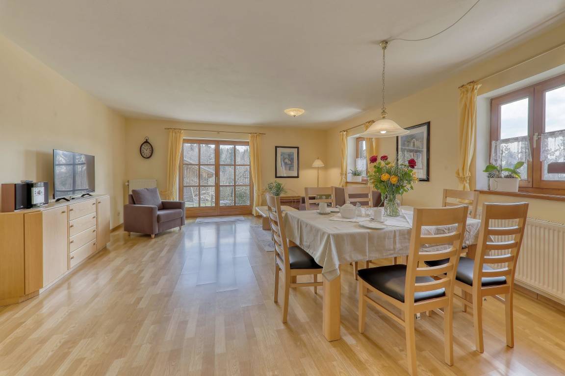 73 M² Apartment ∙ 2 Bedrooms ∙ 6 Guests - Spiegelau