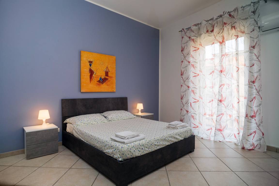 84 M² Apartment ∙ 2 Bedrooms ∙ 5 Guests - Catania