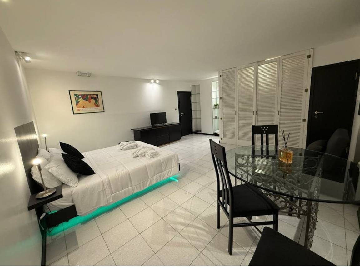 52 M² Apartamento ∙ 2 Huéspedes - Bologna