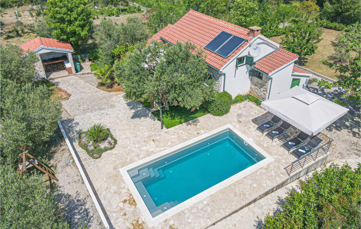 94 M² Ferienhaus ∙ 1 Schlafzimmer ∙ 4 Gäste - Vodice