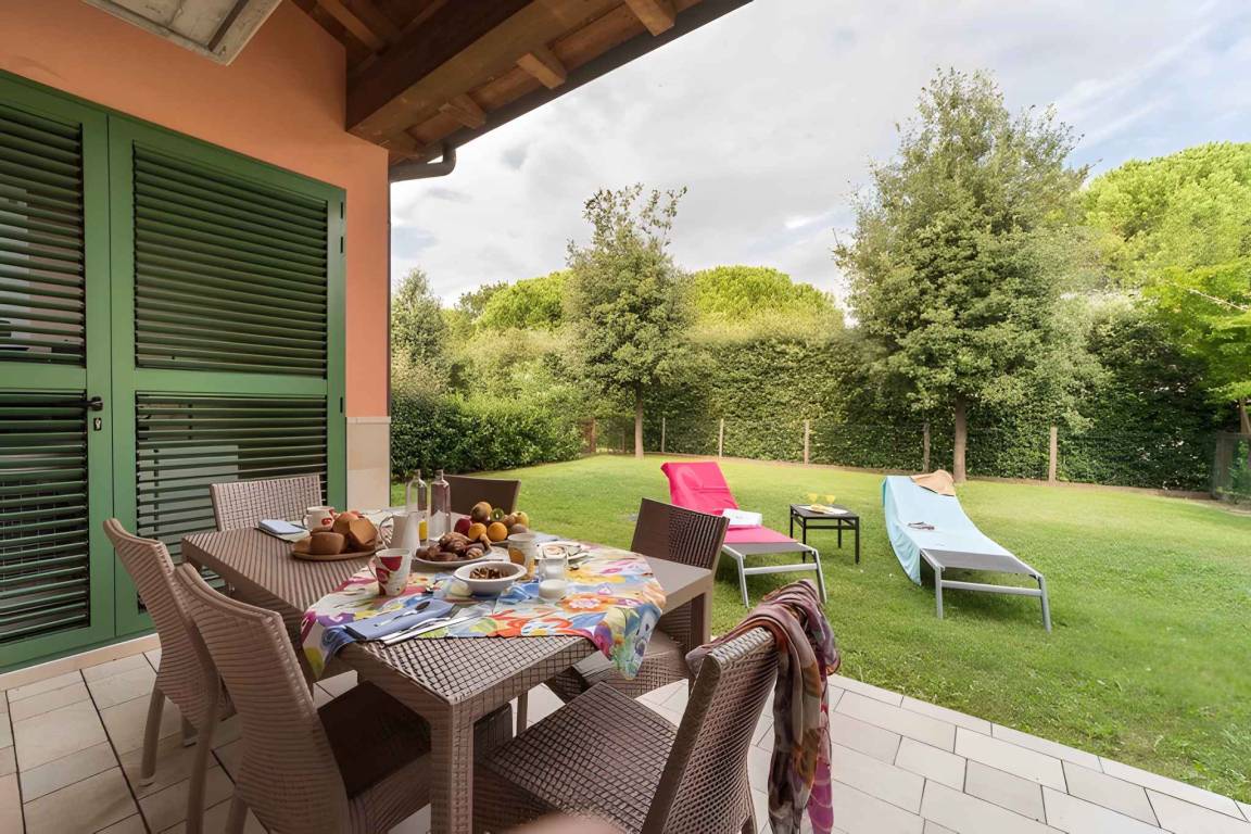 100 M² Ferienhaus ∙ 2 Schlafzimmer ∙ 7 Gäste - Lignano Riviera