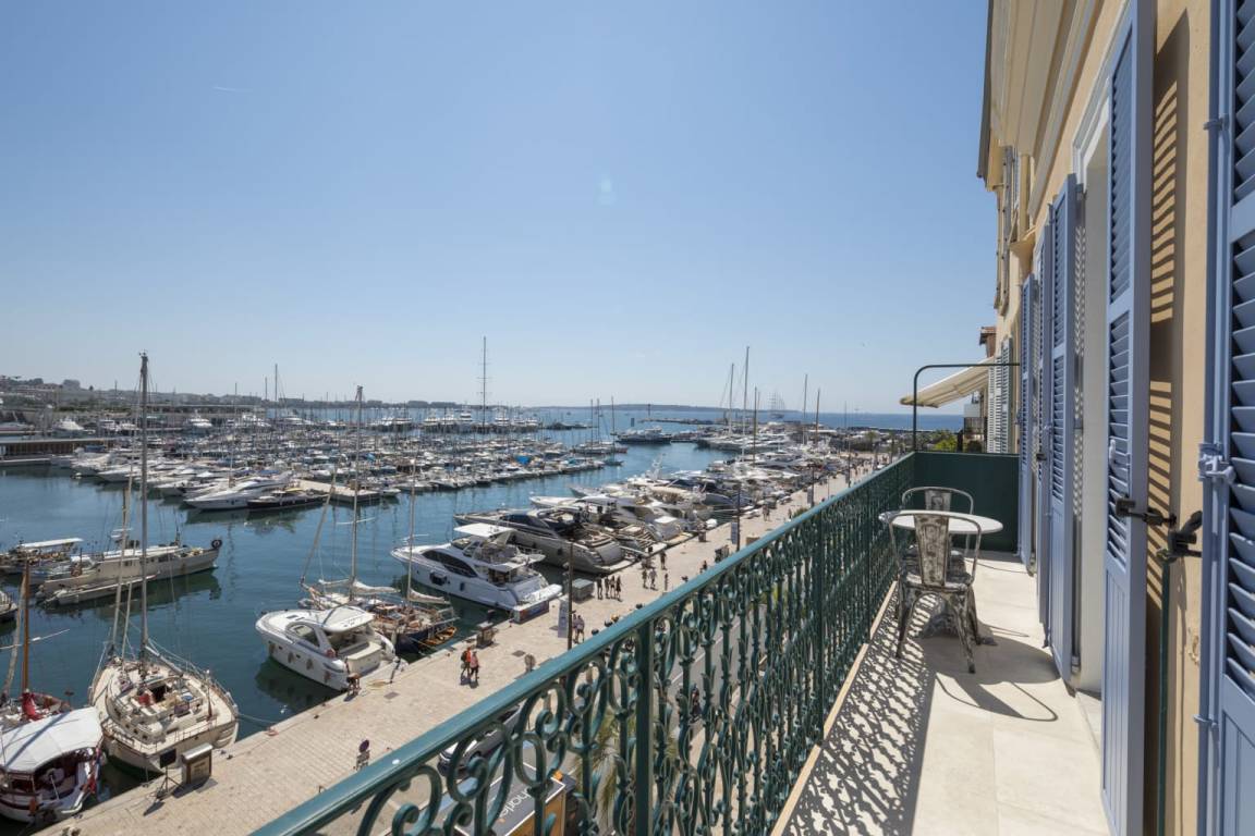 65 M² Appartement ∙ 2 Chambres ∙ 4 Personnes - ibis budget Cannes Mougins