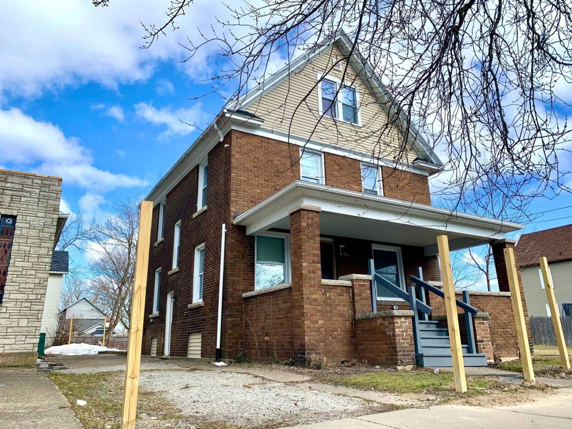 House ∙ 6 Bedrooms ∙ 12 Guests - Niagara Falls, NY