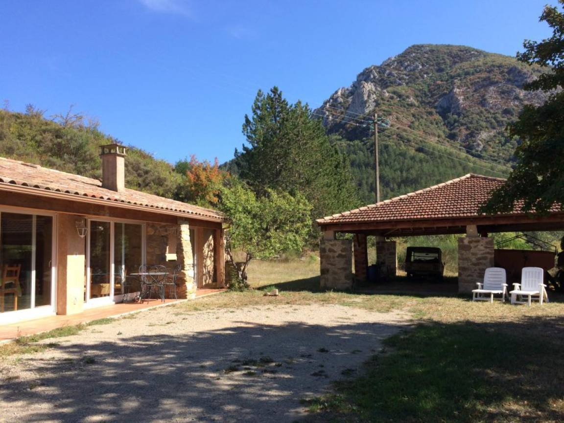 75 M² Gîte ∙ 2 Chambres ∙ 4 Personnes - Rennes-les-Bains