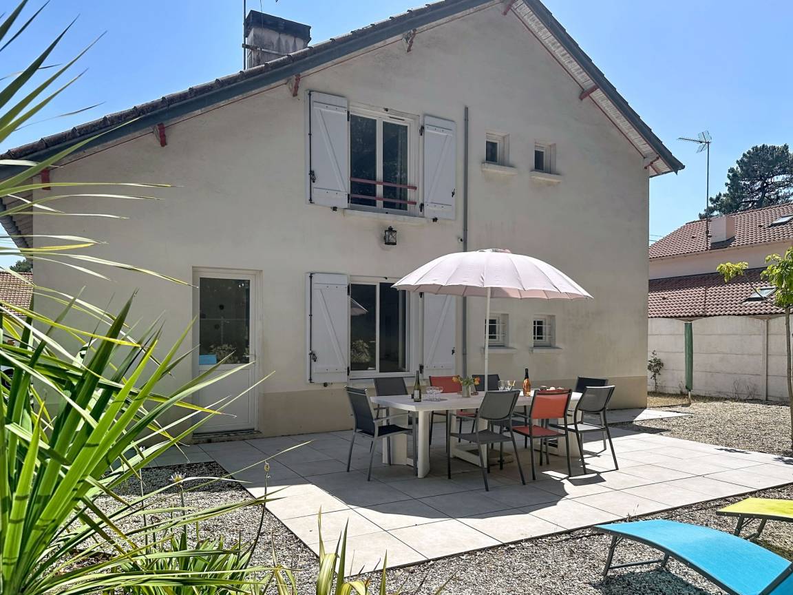 114 M² Maison De Vacances ∙ 5 Chambres ∙ 11 Personnes - Saint-Brevin-les-Pins