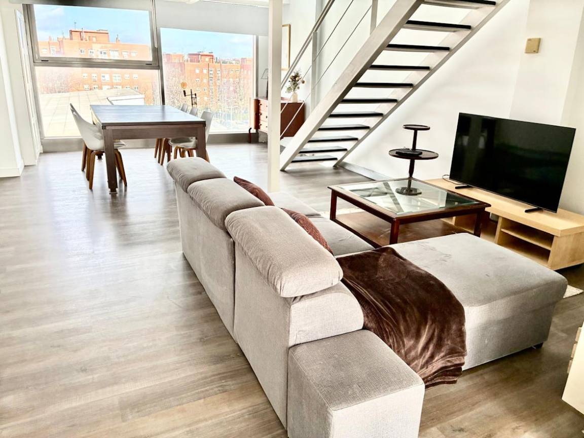 108 M² Apartamento ∙ 2 Habitaciones ∙ 3 Huéspedes - Alcobendas