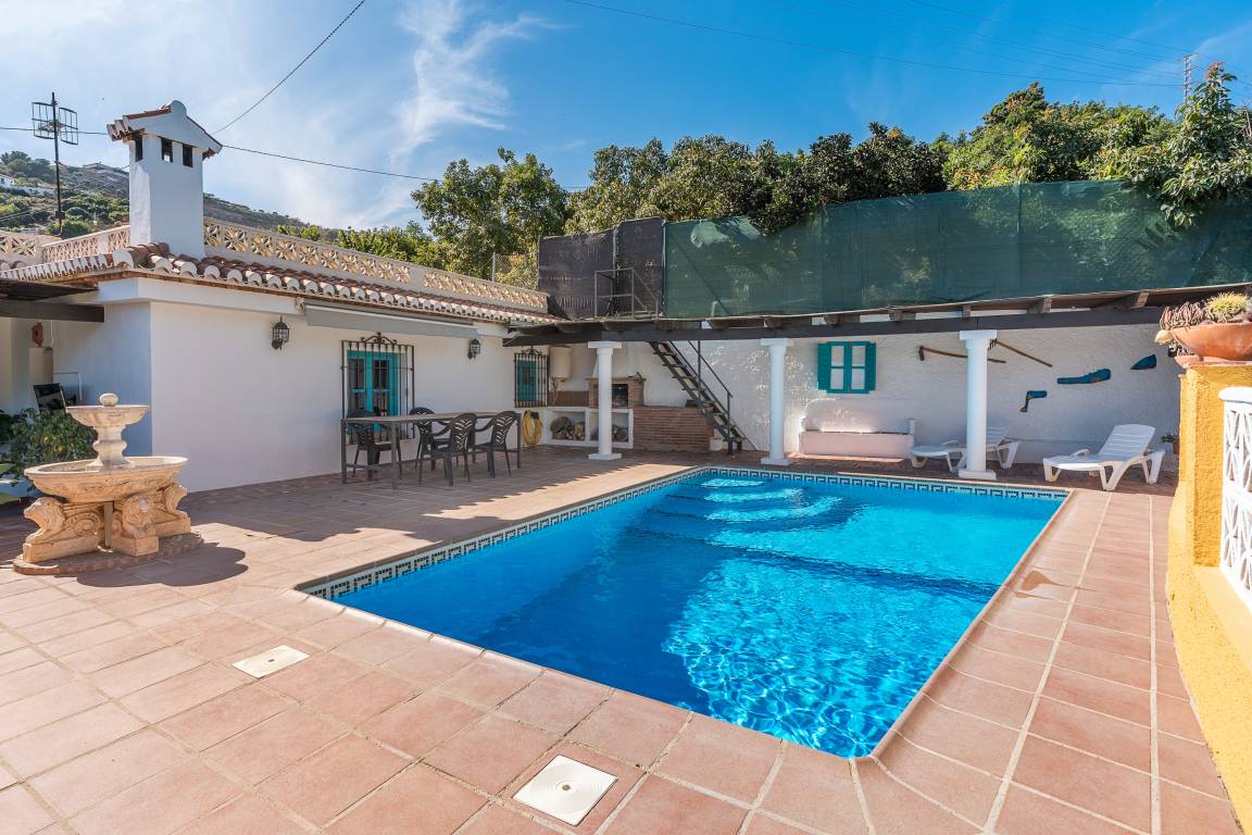 60 M² Casa ∙ 2 Habitaciones ∙ 6 Huéspedes - Almuñécar
