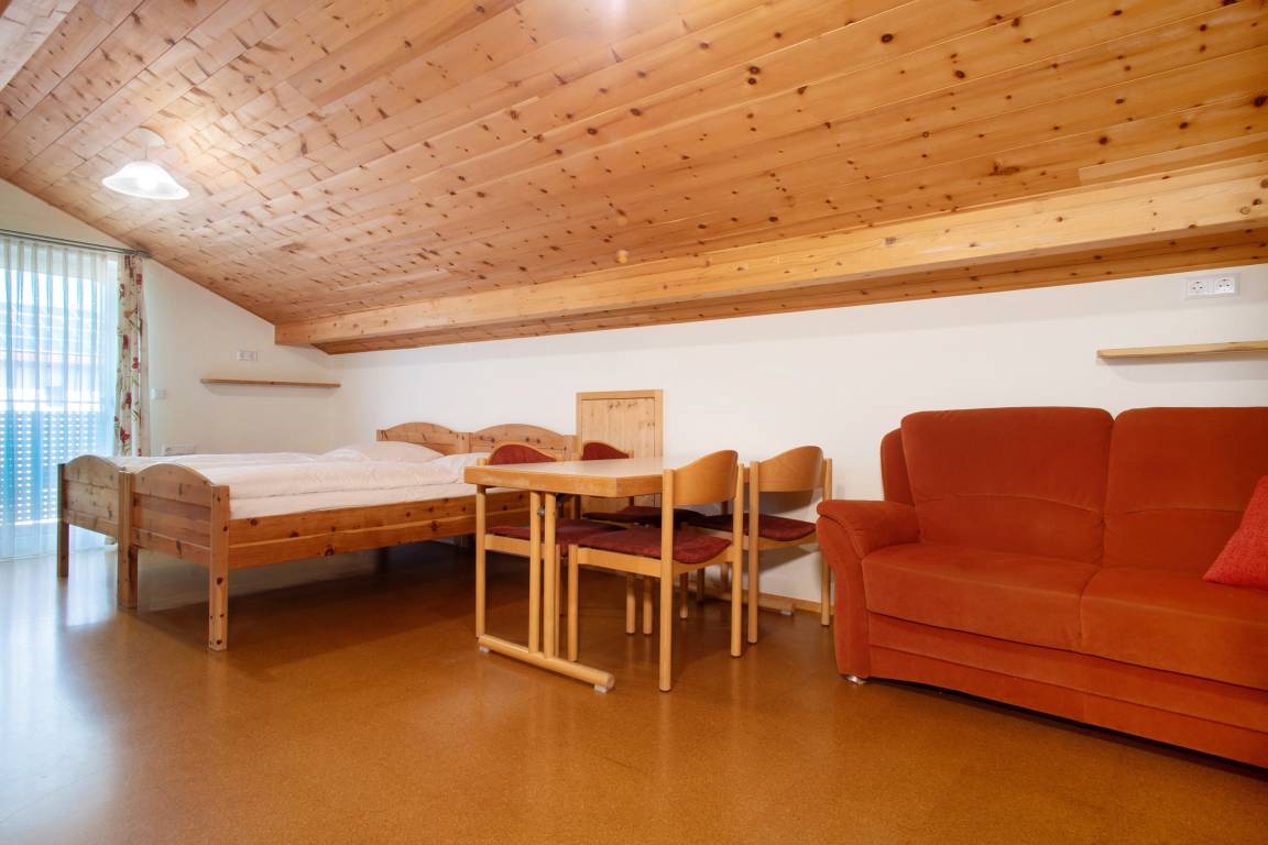 34 M² Ferienwohnung ∙ 1 Schlafzimmer ∙ 2 Gäste - Illmensee