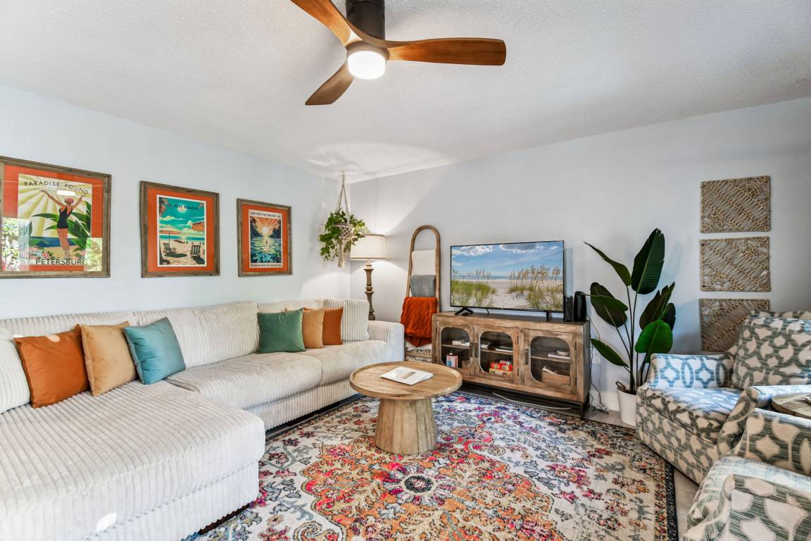 102 M² House ∙ 3 Bedrooms ∙ 6 Guests - Treasure Island, FL