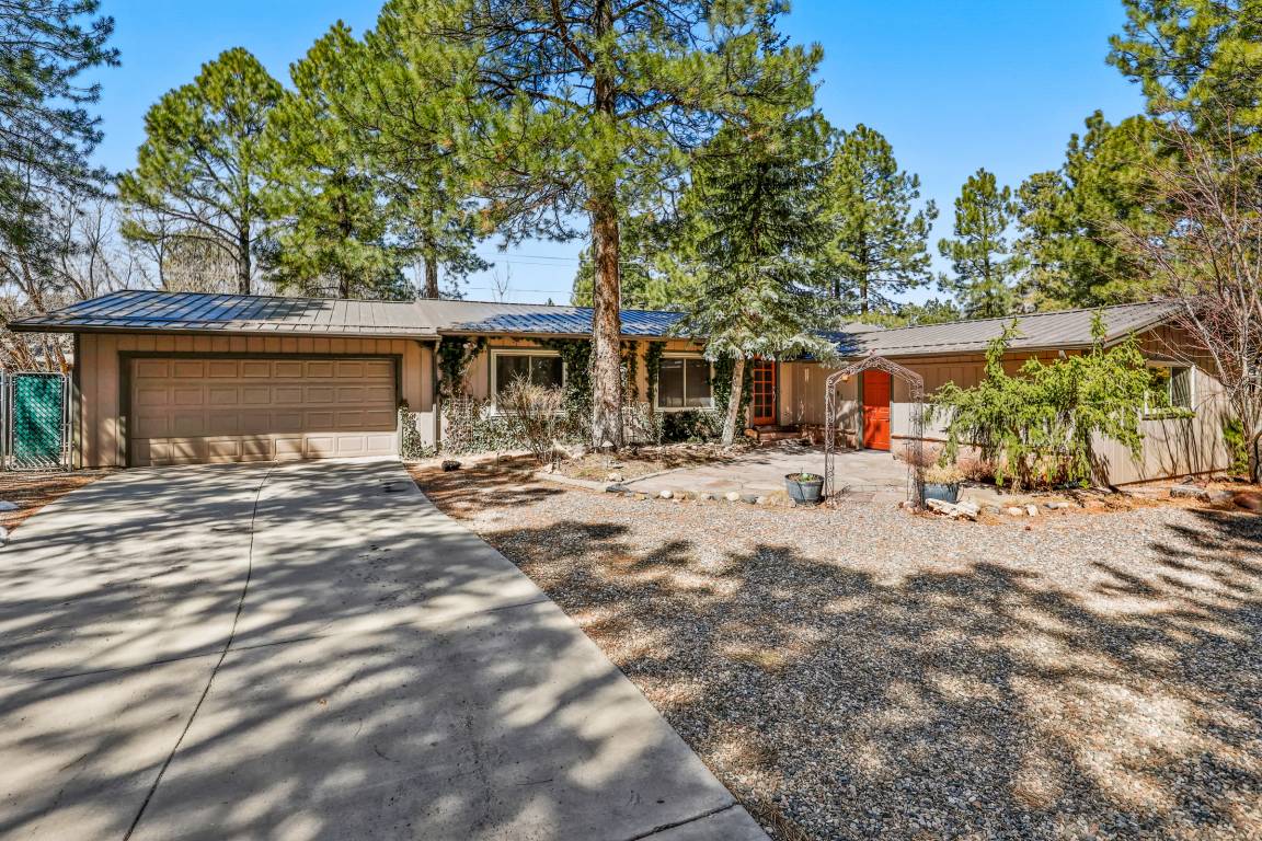 230 M² House ∙ 4 Bedrooms ∙ 9 Guests - Flagstaff, AZ