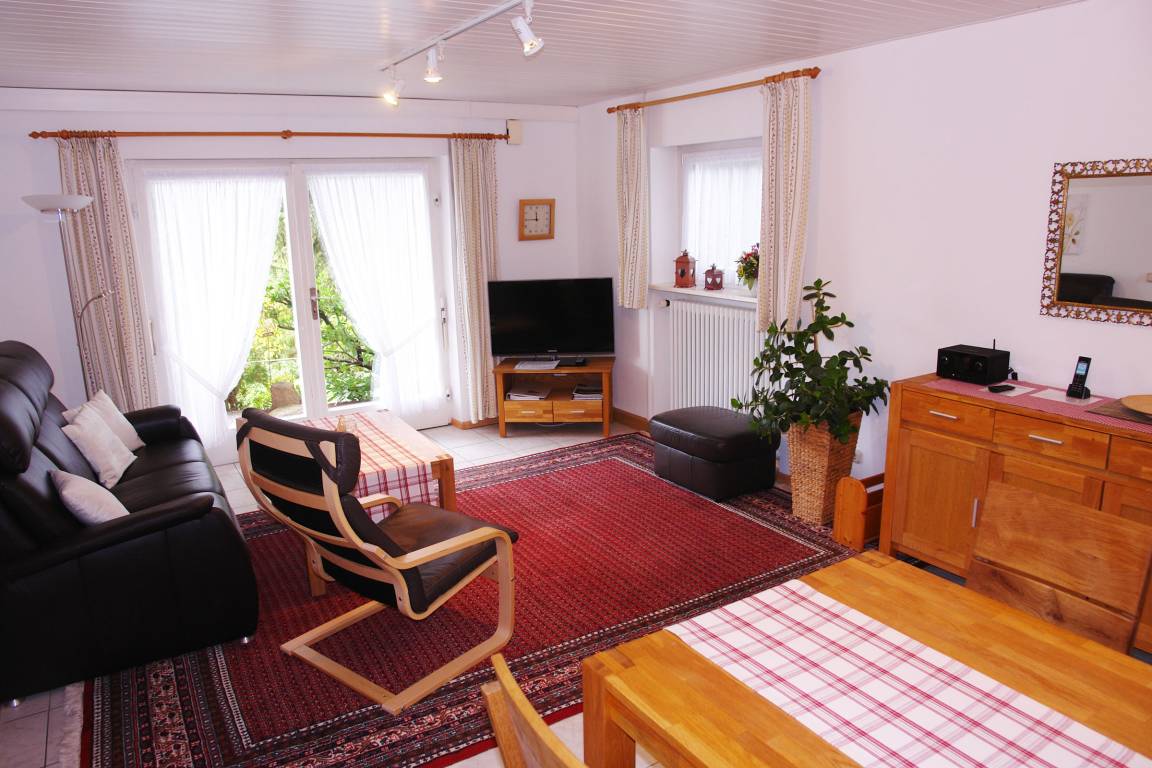 70 M² Ferienwohnung ∙ 2 Schlafzimmer ∙ 4 Gäste - Seelbach