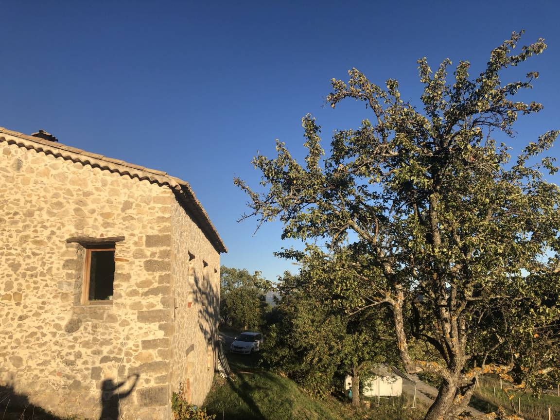 100 M² Ferienhaus ∙ 2 Schlafzimmer ∙ 6 Gäste - Tourrettes-sur-Loup
