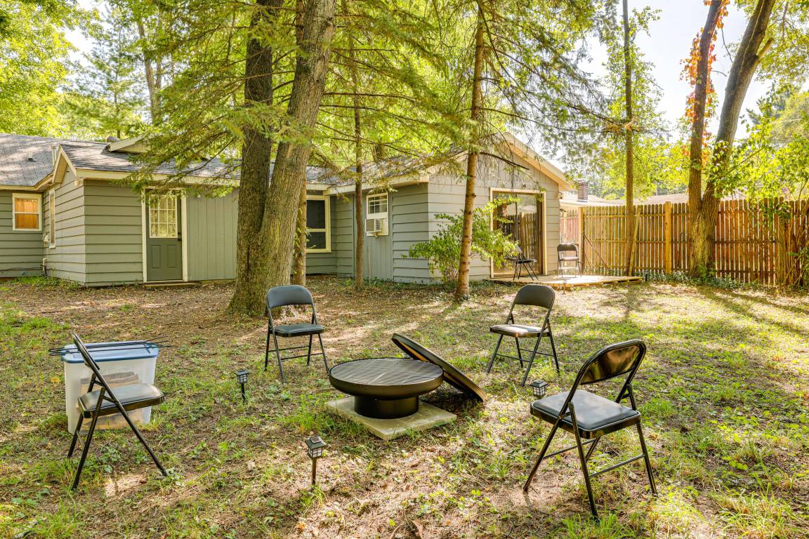 113 M² House ∙ 3 Bedrooms ∙ 7 Guests - Baldwin, MI
