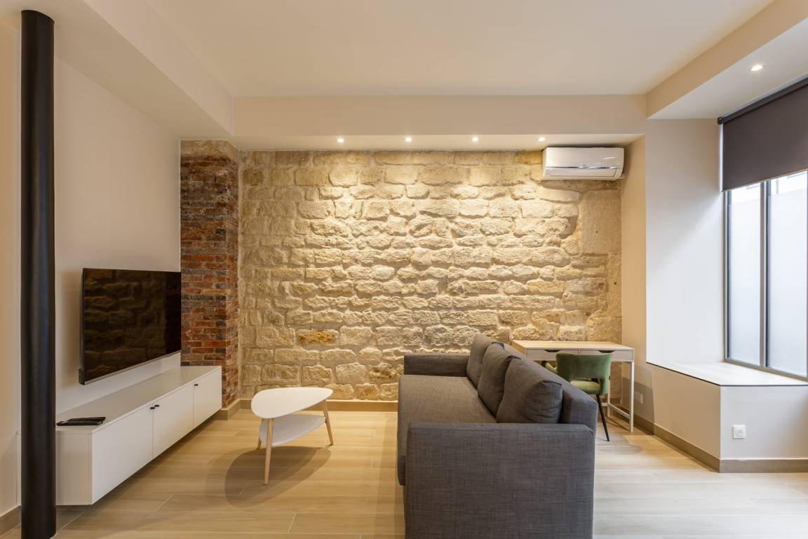 77 M² Appartement ∙ 3 Chambres ∙ 6 Personnes - Bobigny