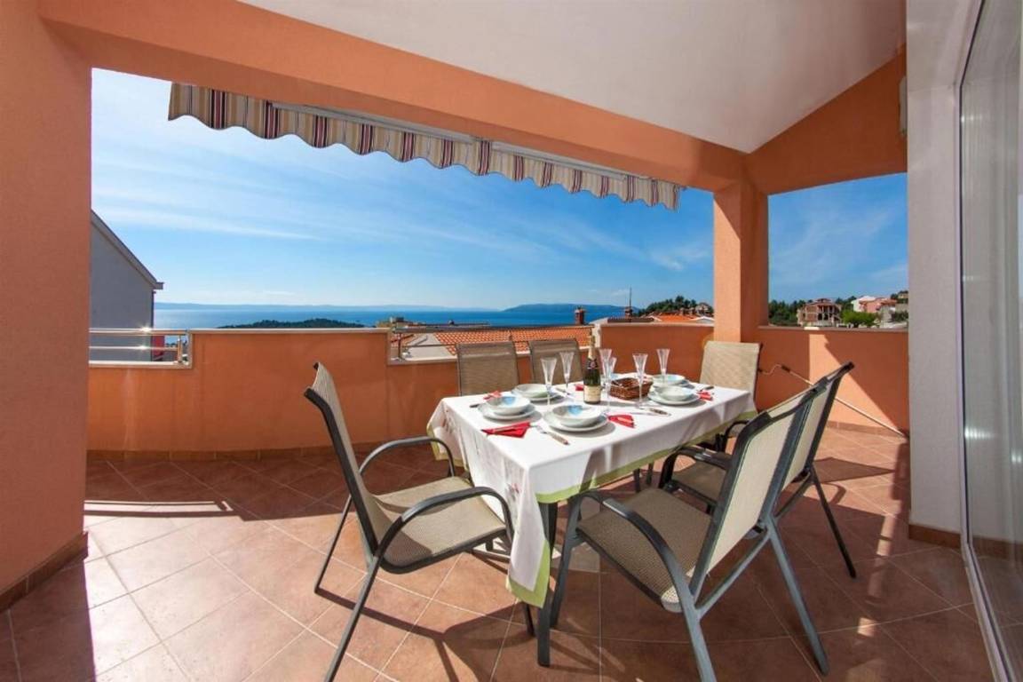 Apartment ∙ 4 Bedrooms ∙ 8 Guests - Makarska