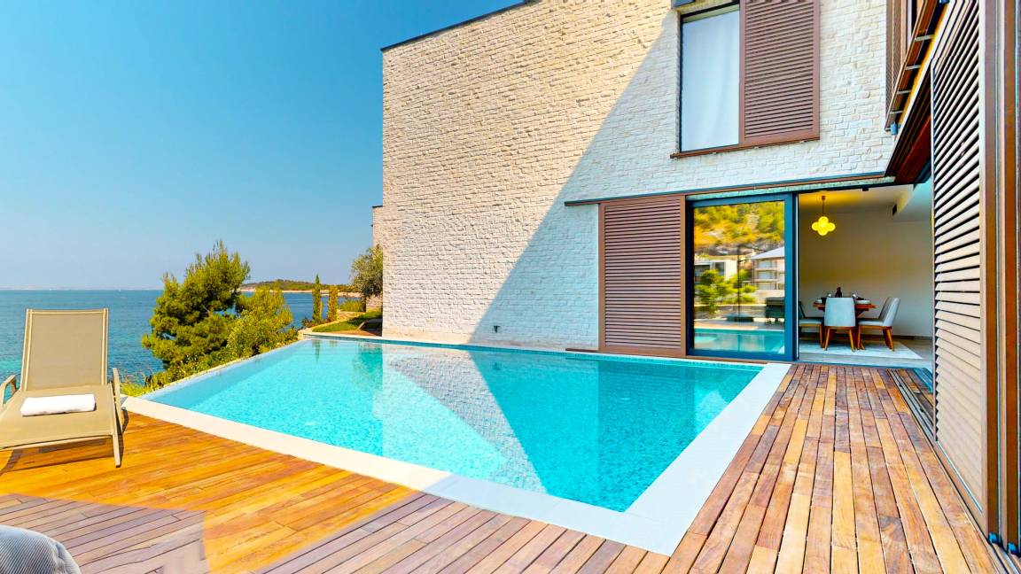 323 M² Villa ∙ 5 Bedrooms ∙ 10 Guests - Primošten
