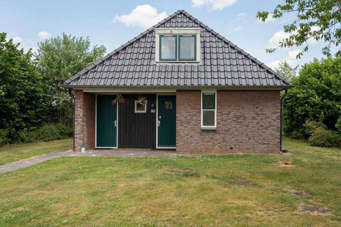 101 M² Ferienhaus ∙ 2 Schlafzimmer ∙ 4 Gäste - Stadskanaal
