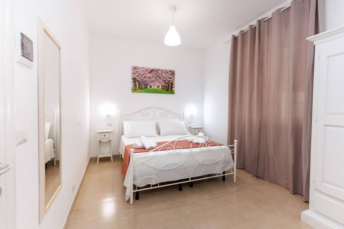 18 M² Bed & Breakfast ∙ 1 Camera Da Letto ∙ 2 Ospiti - Torre San Giovanni