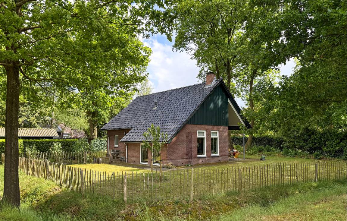 118 M² Huis ∙ 3 Slaapkamers ∙ 6 Gasten - Coevorden