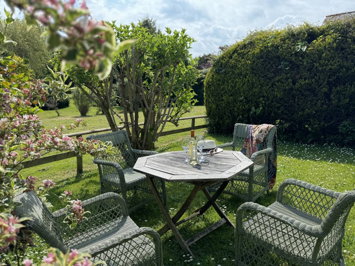 Cottage ∙ 2 Bedrooms ∙ 4 Guests - Totnes