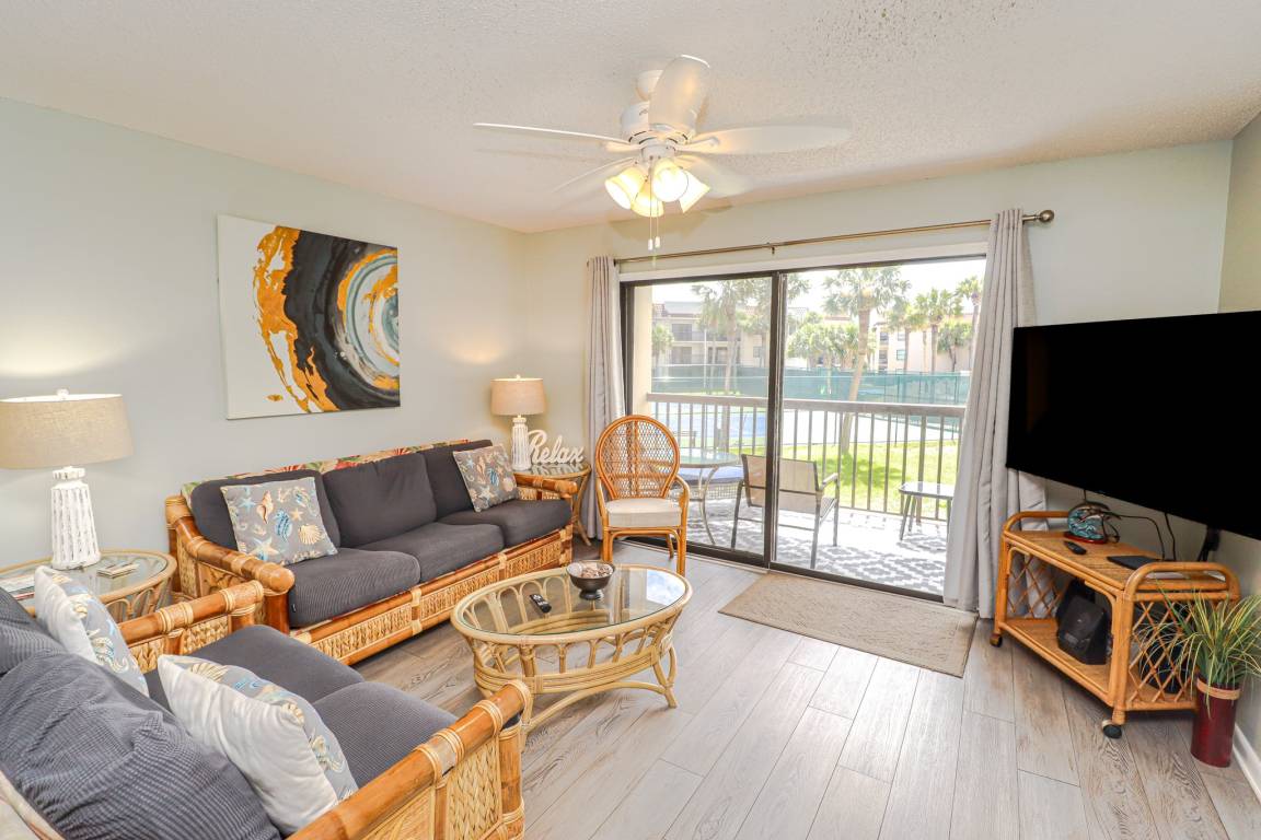 Condo ∙ 2 Bedrooms ∙ 6 Guests - St. Augustine Beach, FL