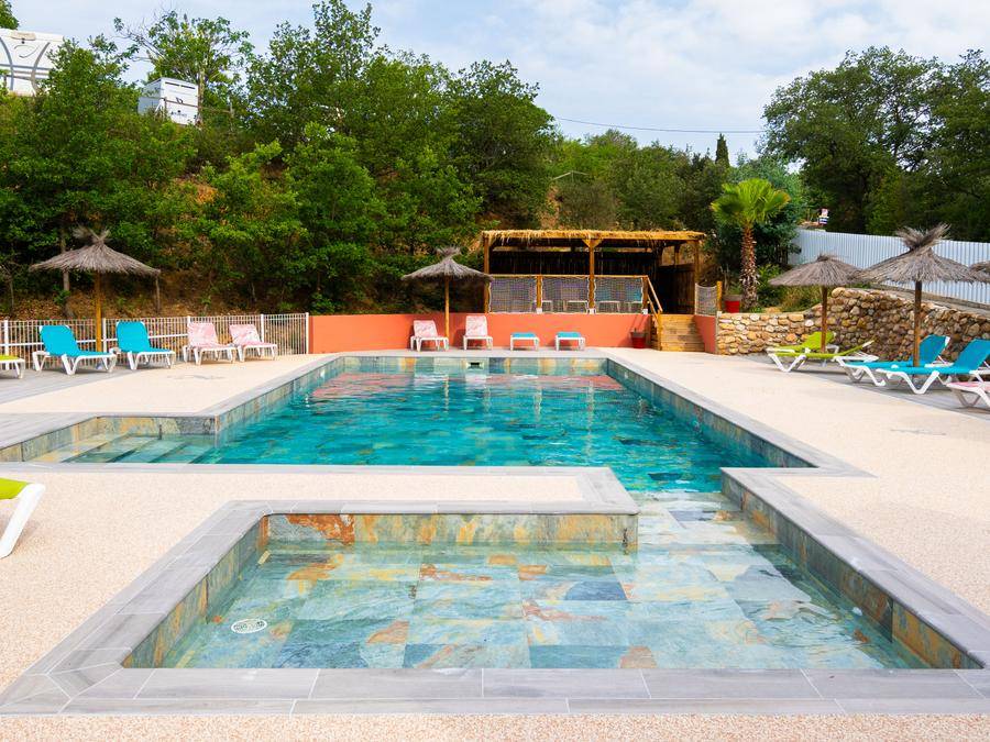 Caravan ∙ 1 Bedroom ∙ 2 Guests - Pyrenees