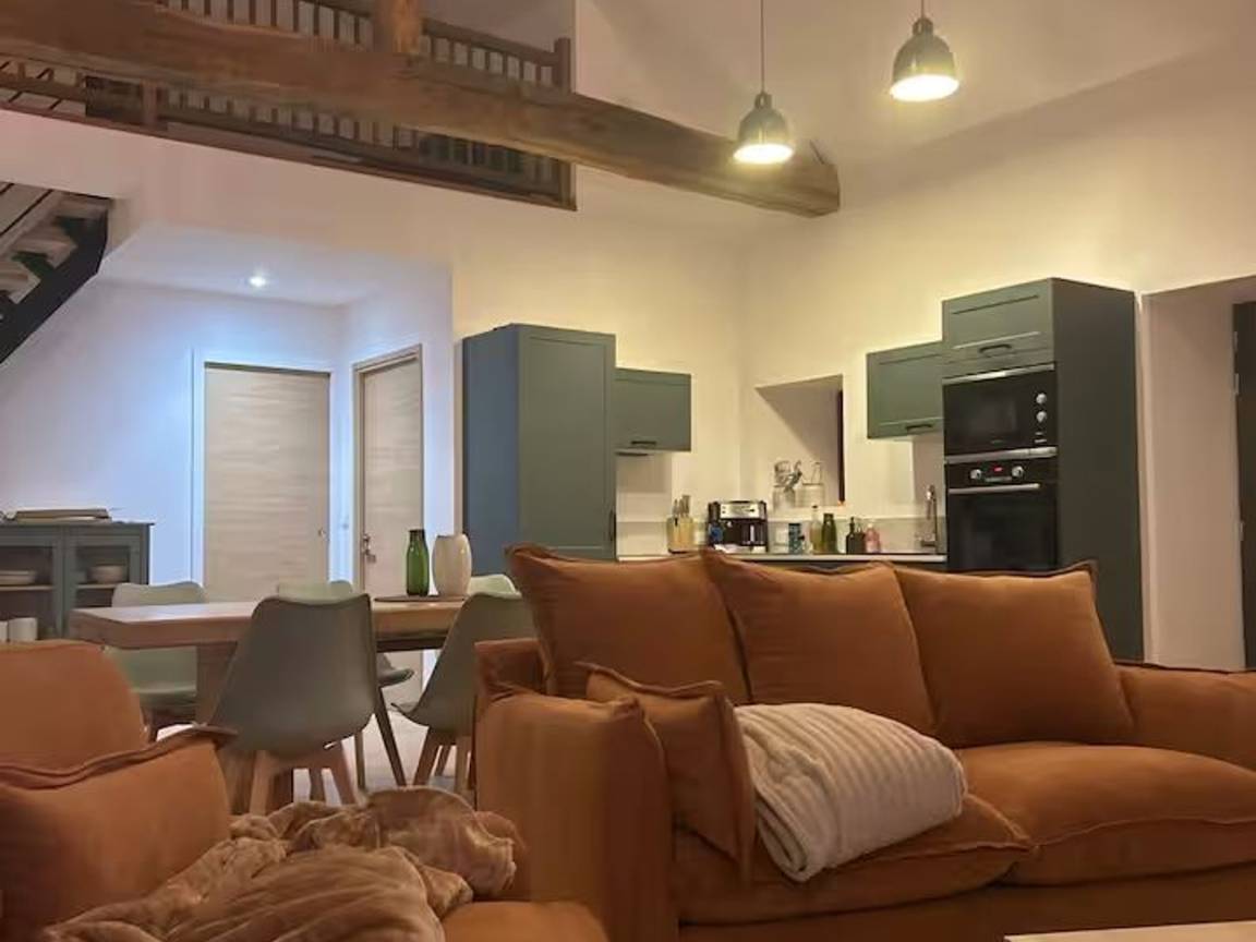 210 M² Cottage ∙ 4 Bedrooms ∙ 10 Guests - Loire Valley