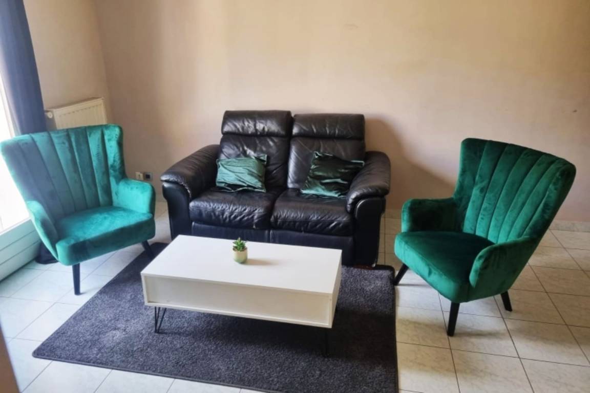 94 M² Huoneisto ∙ 2 Makuuhuonetta ∙ 4 Vierasta - La Plaine Saint-Denis