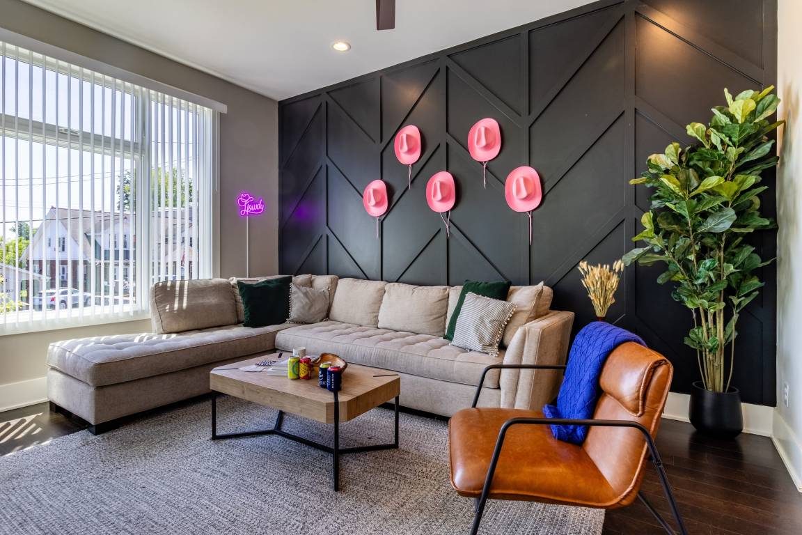 177 M² House ∙ 3 Bedrooms ∙ 10 Guests - Nashville, TN