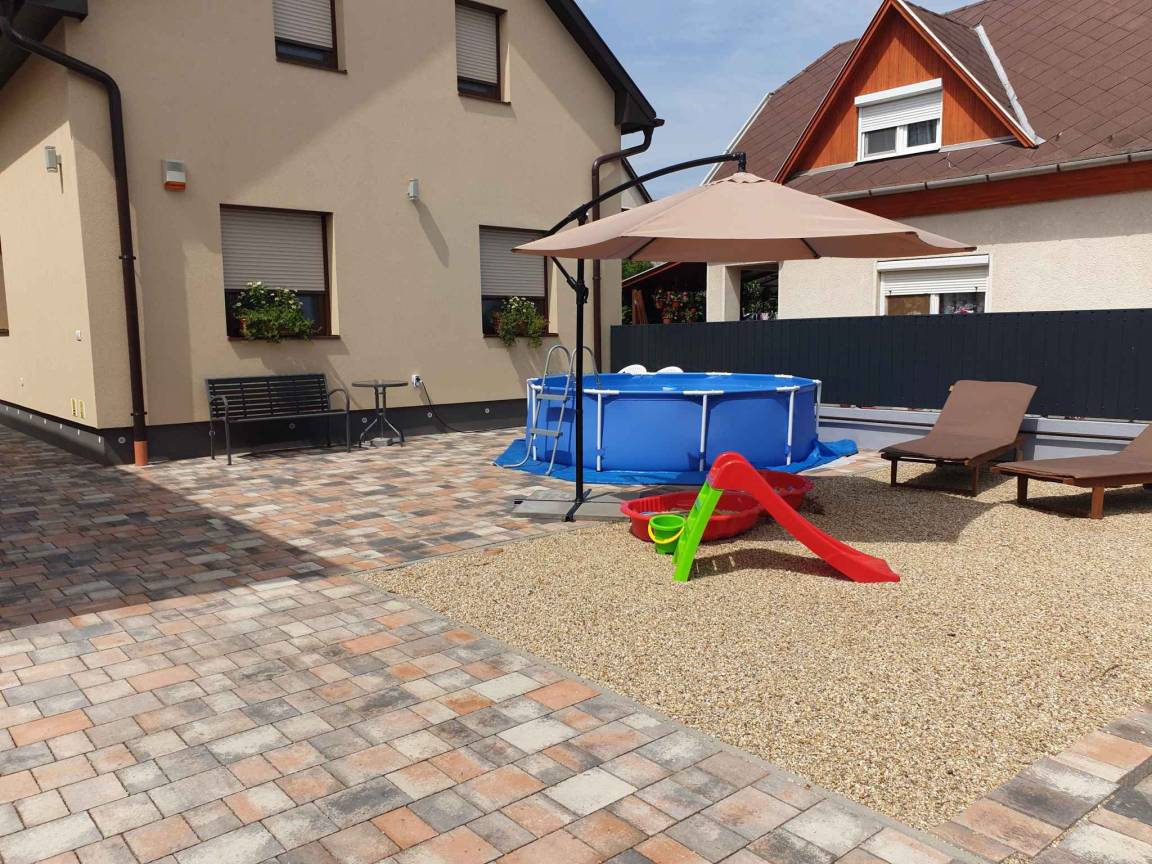 45 M² House ∙ 2 Bedrooms ∙ 6 Guests - Eger