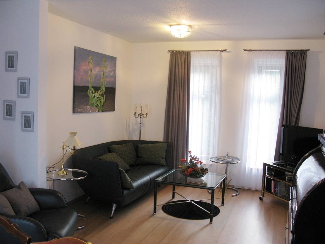 76 M² Ferienwohnung ∙ 2 Schlafzimmer ∙ 4 Gäste - Husum