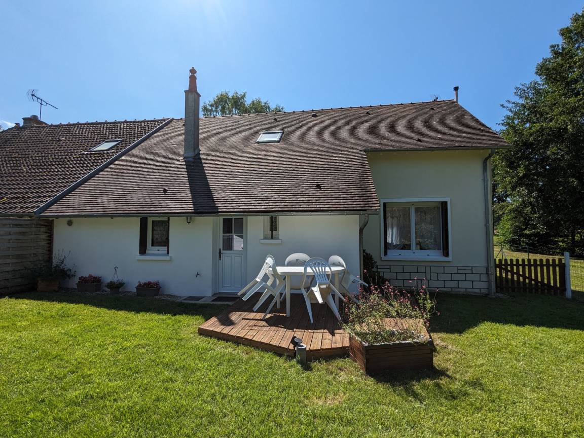 90 M² Cottage ∙ 4 Chambres ∙ 6 Personnes - Gien