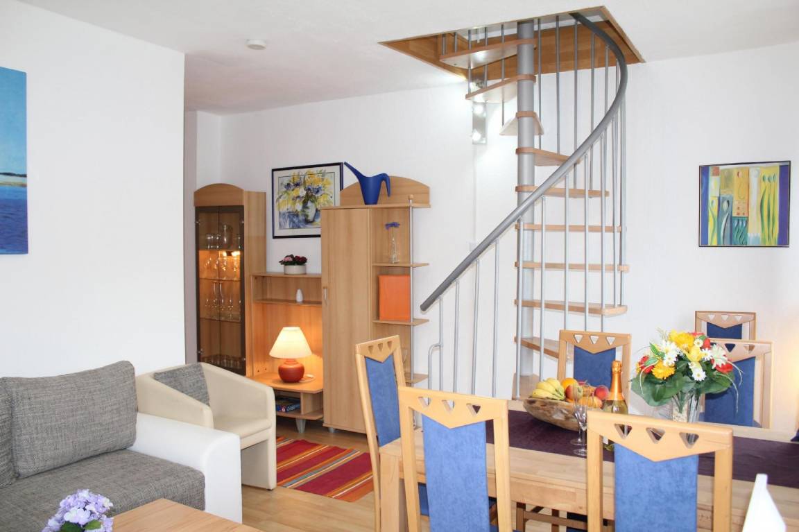 90 M² Appartement ∙ 3 Slaapkamers ∙ 8 Gasten - Daun