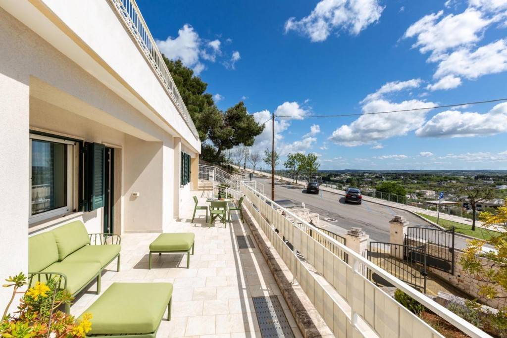 120 M² Apartamento ∙ 2 Habitaciones ∙ 6 Huéspedes - Cisternino