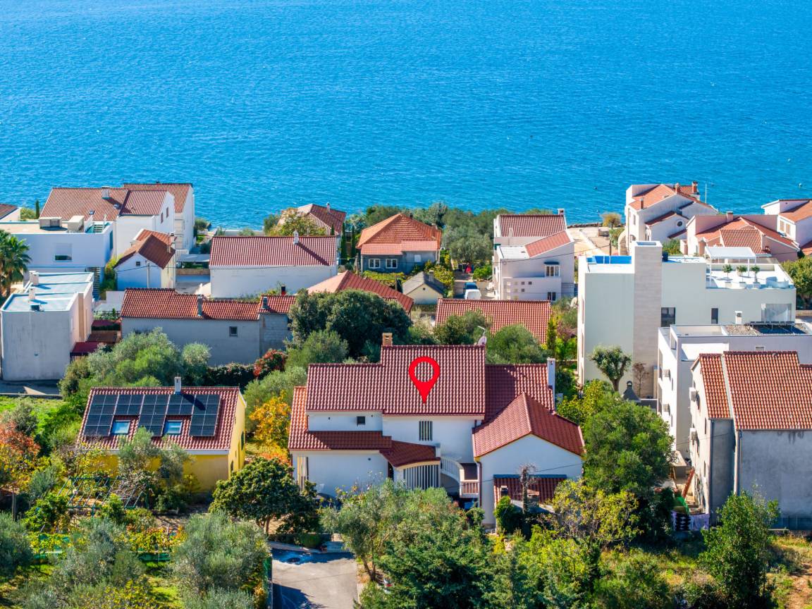 60 M² Apartment ∙ 3 Bedrooms ∙ 6 Guests - Zadar