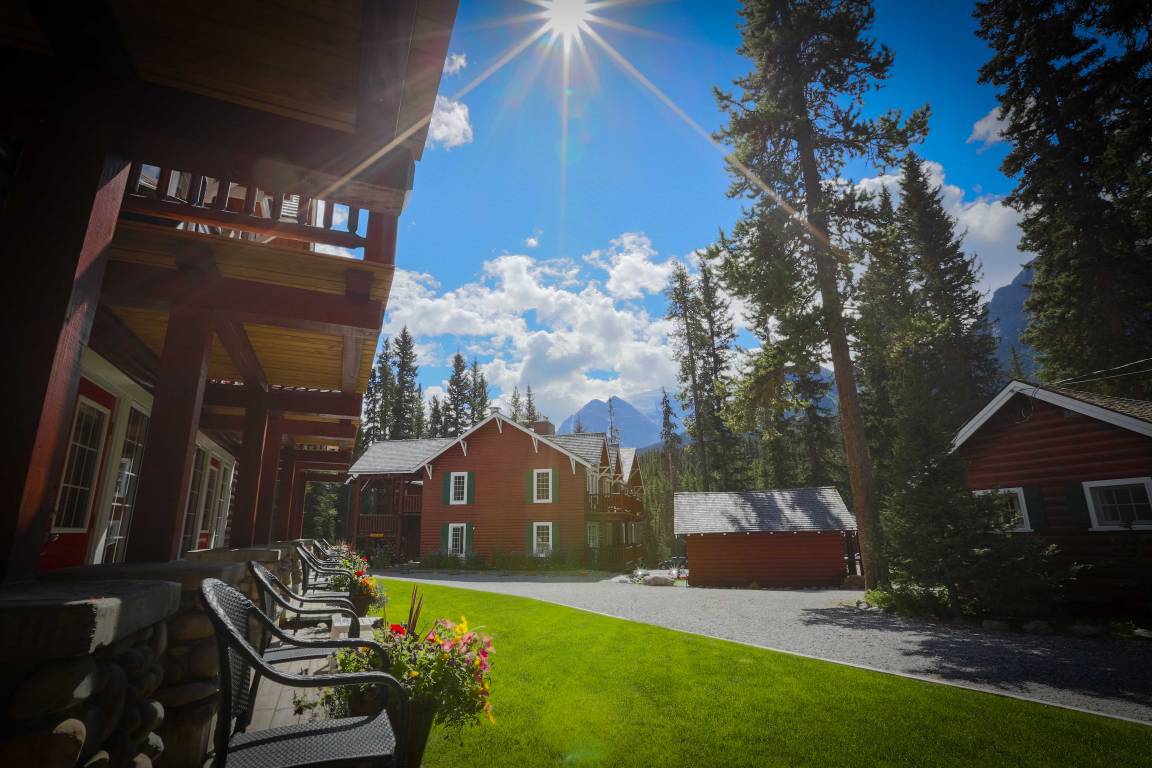 137 M² Cabin ∙ 2 Bedrooms ∙ 4 Guests - Lake Louise