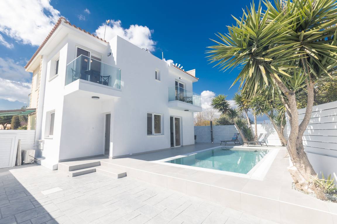 Cottage ∙ 2 Bedrooms ∙ 5 Guests - Protaras