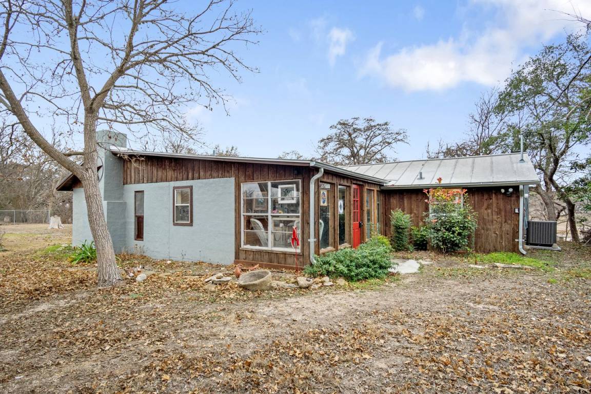 House ∙ 3 Bedrooms ∙ 6 Guests - Kerrville, TX