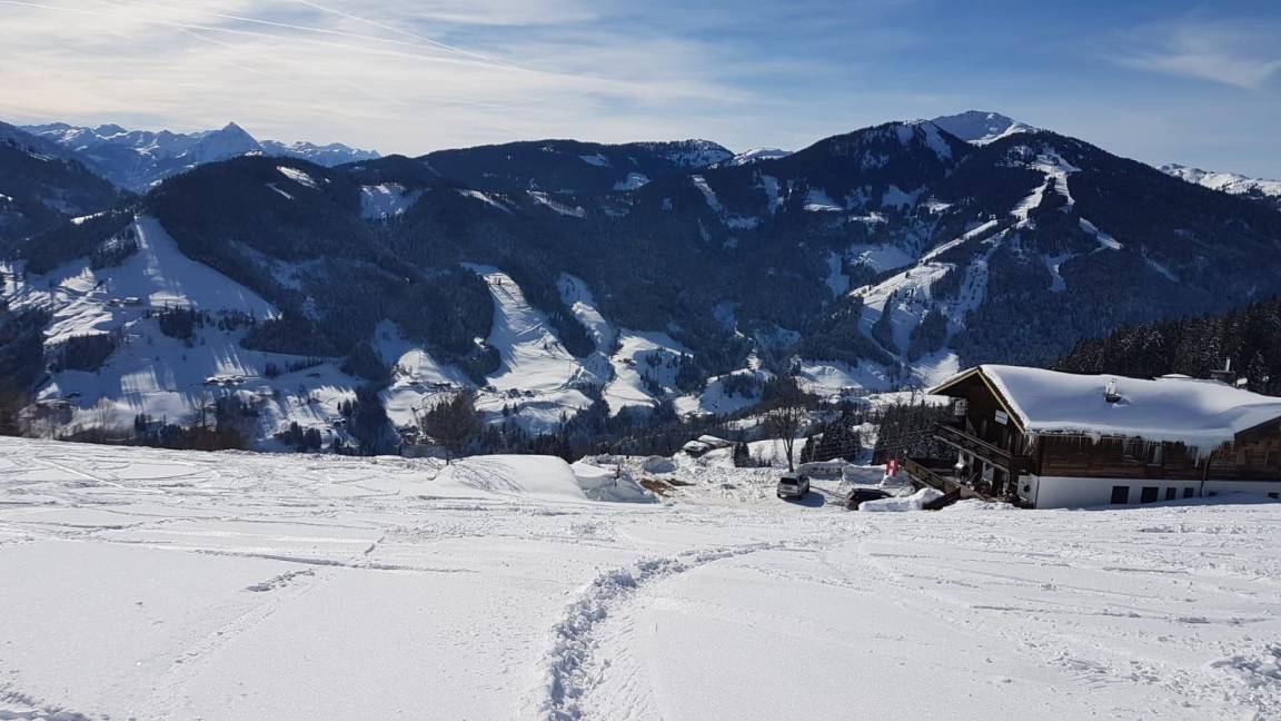 19 M² Hotelli ∙ 1 Makuuhuone ∙ 2 Vierasta - Hochkönig