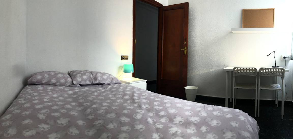 190 M² Private Room ∙ 1 Bedroom ∙ 1 Guest - Valencia