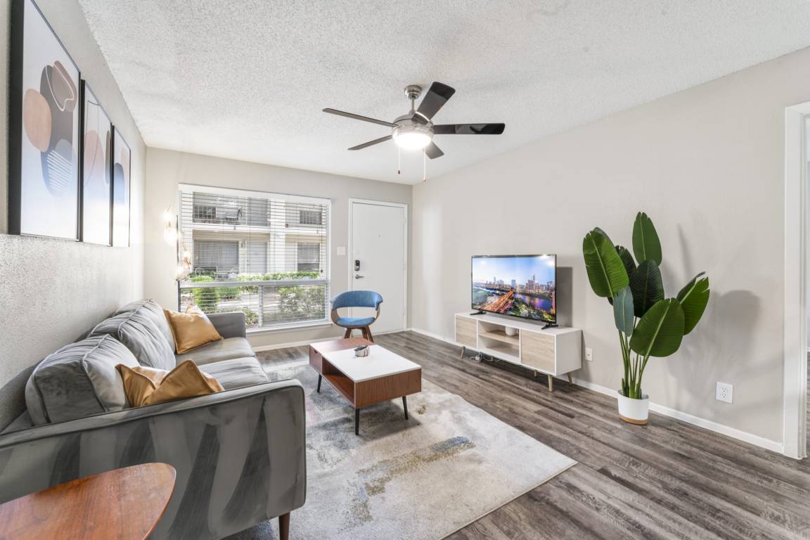 89 M² Apartment ∙ 2 Bedrooms ∙ 6 Guests - Austin, TX